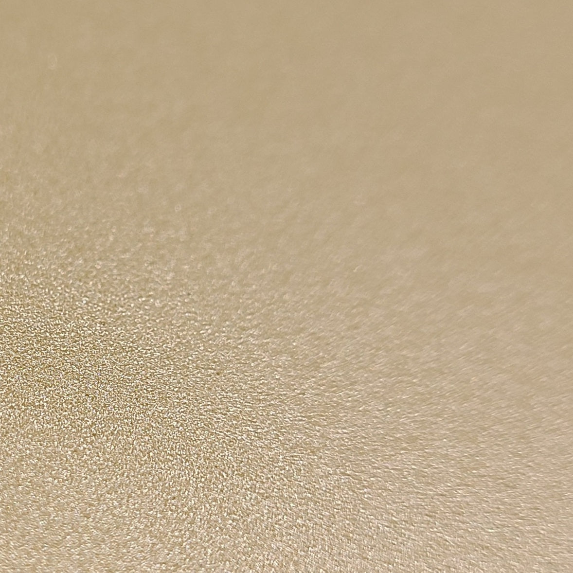 Classic Cream Metallic - Automotive Aerosol Spray Paint - ROB-MET0100 ...